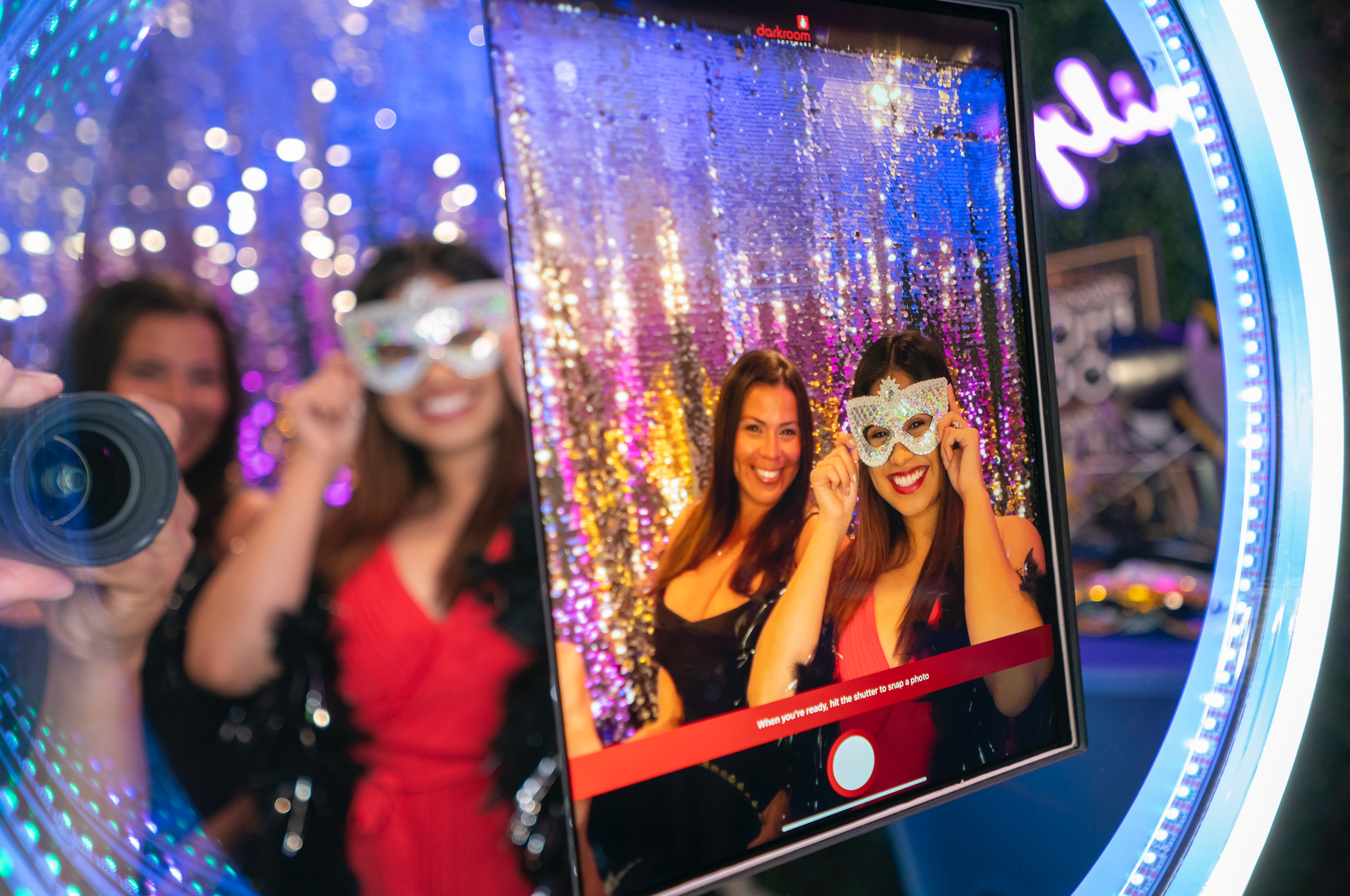 PBI IPad Trio Infinity Booth – PBI Shop By Photo Booth International