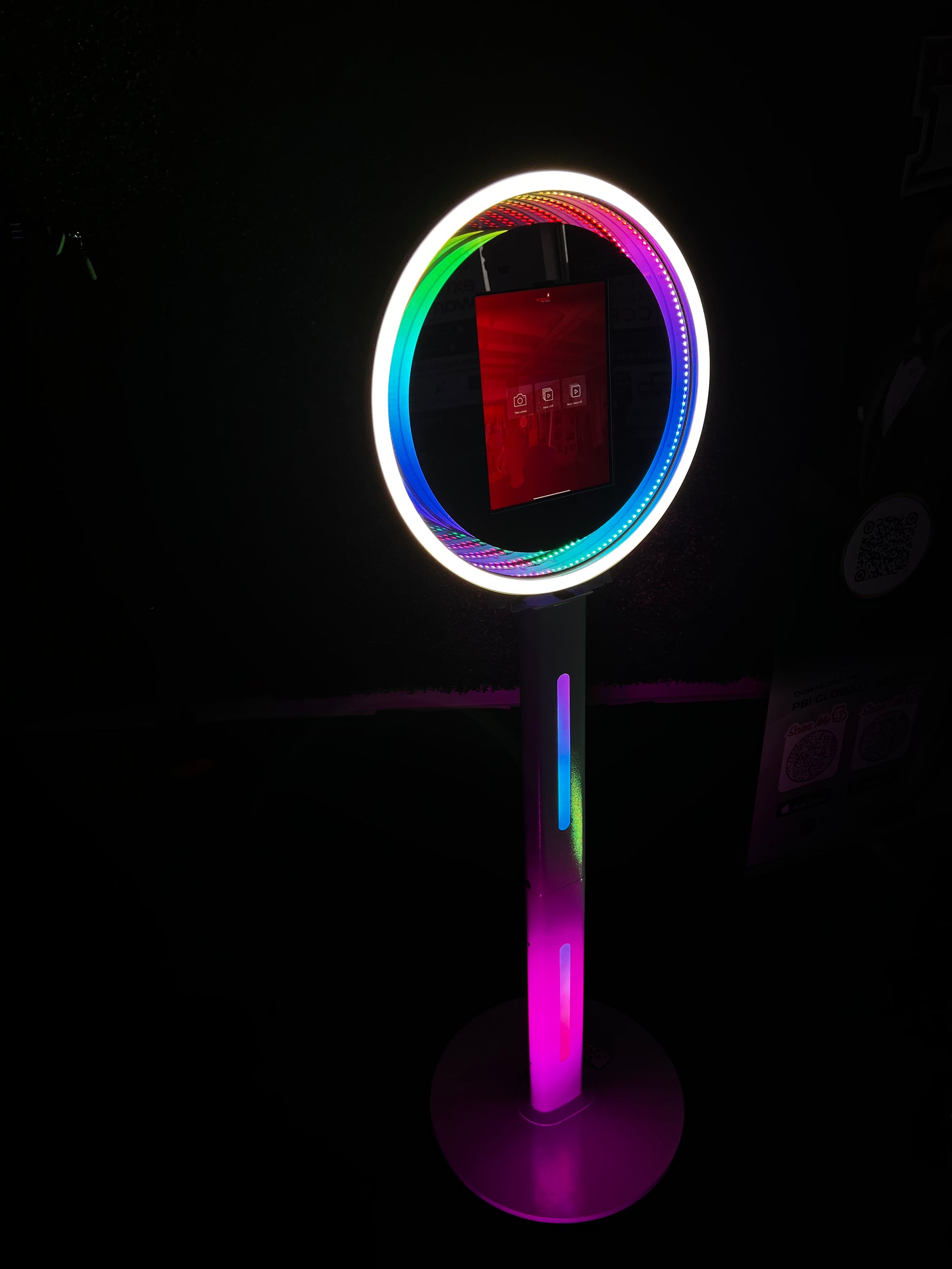 PBI IPad Trio Infinity Booth – PBI Shop By Photo Booth International