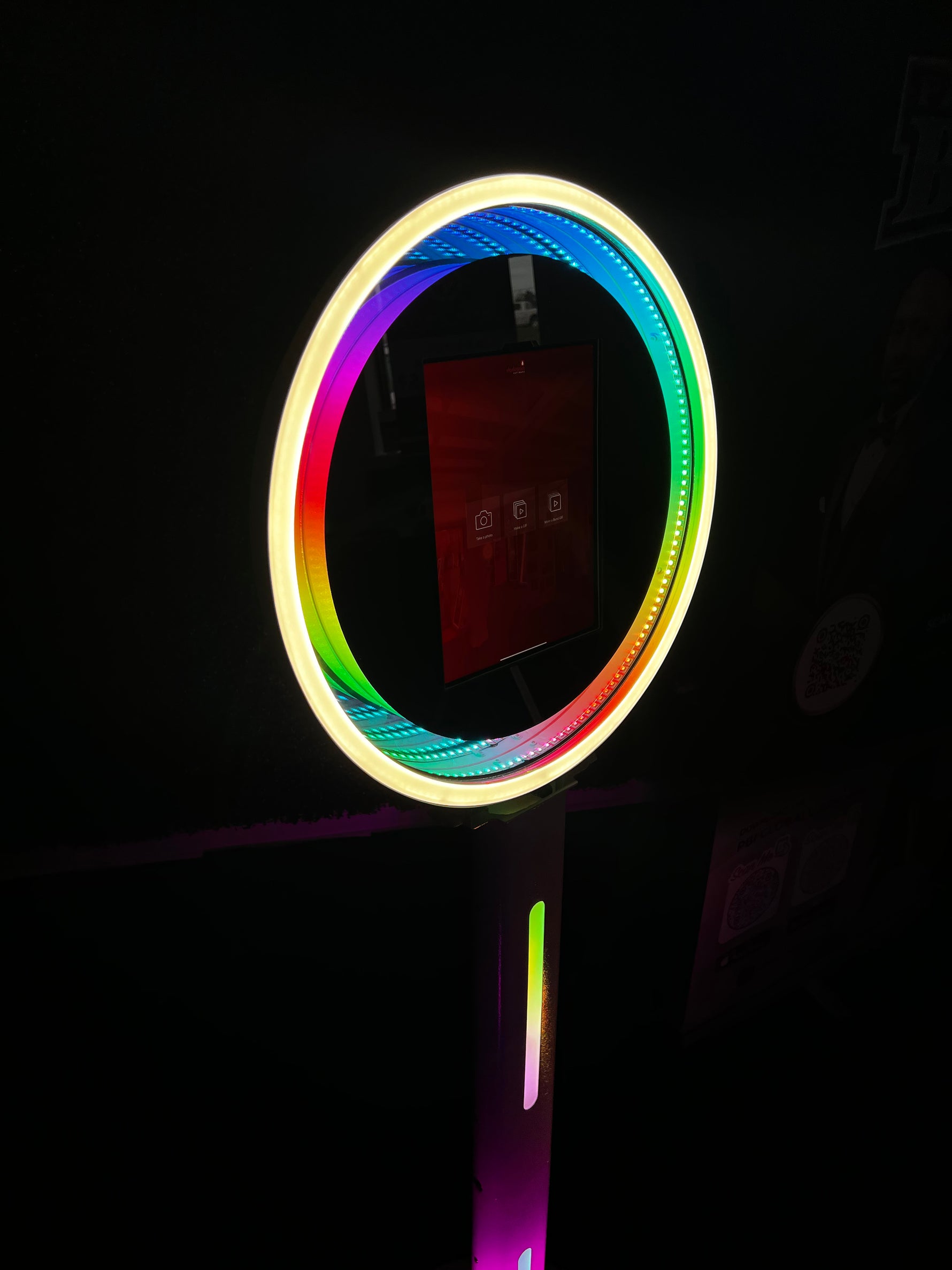 PBI IPad Trio Infinity Booth – PBI Shop By Photo Booth International